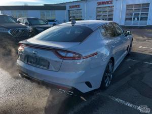 Pelēks Kia Stinger 2017 Kauņa, ar dzinēja tilpumu 3.30 L un nobraukumu 94 tūkst. km par 29502 €, foto 5 vietnē AUTOMOTO.COM.LV