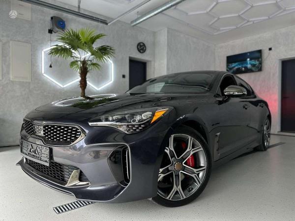 Grey Kia Stinger 2018 in Kaunas, with an engine capacity of 3.30 L and mileage of 82 thousand km for 23000 €, photo 6 on AUTOMOTO.COM.LV