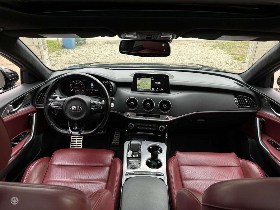 Pelēks Kia Stinger 2018 Kauņa, ar dzinēja tilpumu 3.30 L un nobraukumu 82 tūkst. km par 23000 €, foto 12 vietnē AUTOMOTO.COM.LV