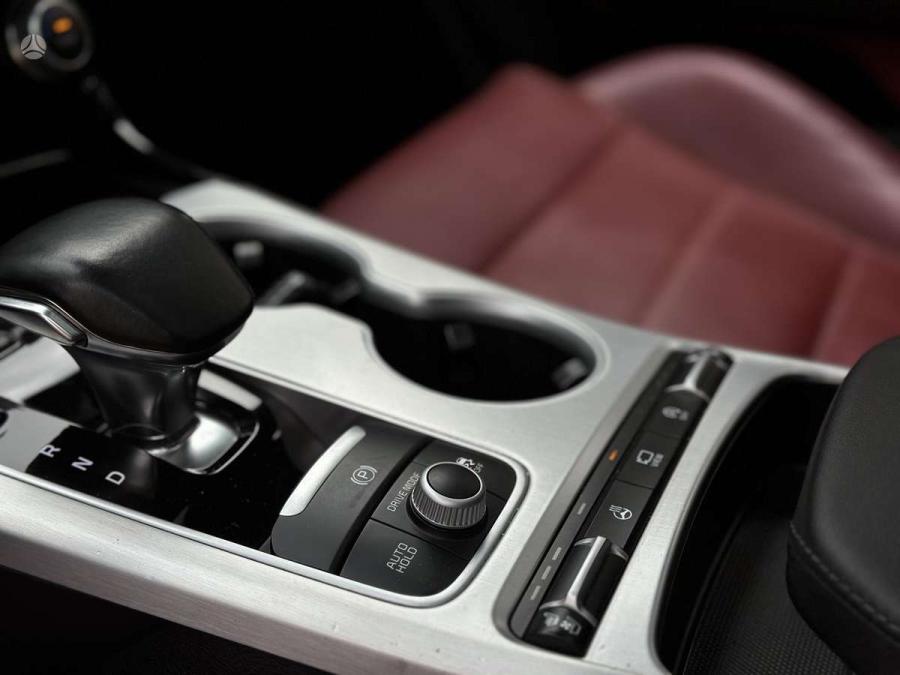 Pelēks Kia Stinger 2018 Kauņa, ar dzinēja tilpumu 3.30 L un nobraukumu 82 tūkst. km par 23000 €, foto 23 vietnē AUTOMOTO.COM.LV