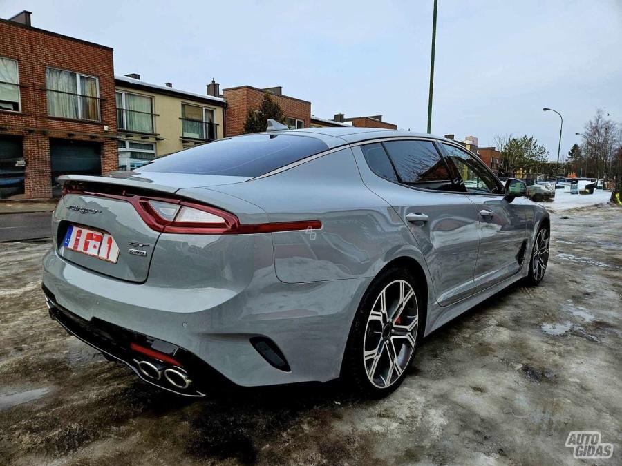 Grey Kia Stinger 2021 in Palanga, with an engine capacity of 3.30 L and mileage of 106 thousand km for 28500 €, photo 4 on AUTOMOTO.COM.LV