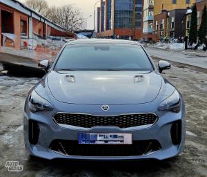 Pelēks Kia Stinger 2021 Palanga, ar dzinēja tilpumu 3.30 L un nobraukumu 106 tūkst. km par 28000 €, foto  vietnē AUTOMOTO.COM.LV