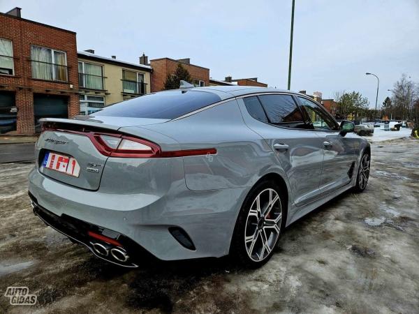 Pelēks Kia Stinger 2021 Palanga, ar dzinēja tilpumu 3.30 L un nobraukumu 106 tūkst. km par 28000 €, foto 3 vietnē AUTOMOTO.COM.LV