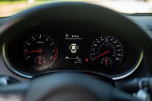 Pelēks Kia Stinger 2022 Viļņa, ar dzinēja tilpumu 2.50 L un nobraukumu 79 tūkst. km par 20000 €, foto 21 vietnē AUTOMOTO.COM.LV