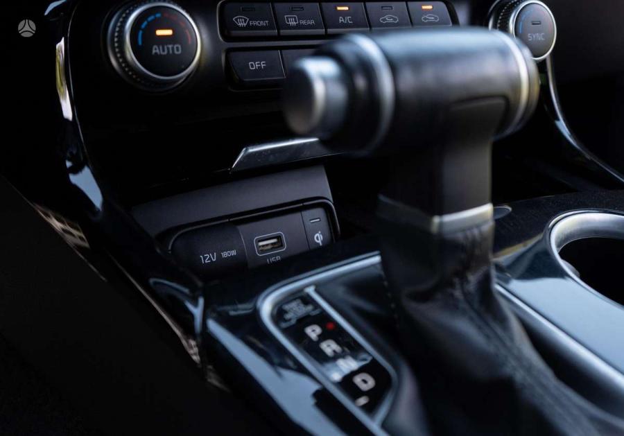 Pelēks Kia Stinger 2022 Viļņa, ar dzinēja tilpumu 2.50 L un nobraukumu 79 tūkst. km par 20000 €, foto 26 vietnē AUTOMOTO.COM.LV