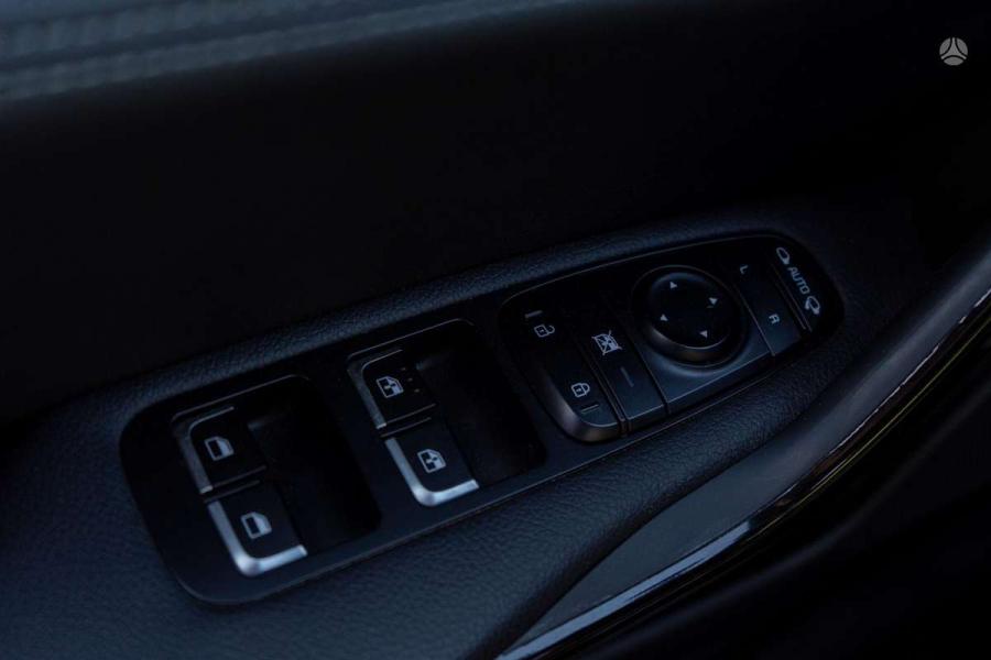 Pelēks Kia Stinger 2022 Viļņa, ar dzinēja tilpumu 2.50 L un nobraukumu 79 tūkst. km par 20000 €, foto 29 vietnē AUTOMOTO.COM.LV