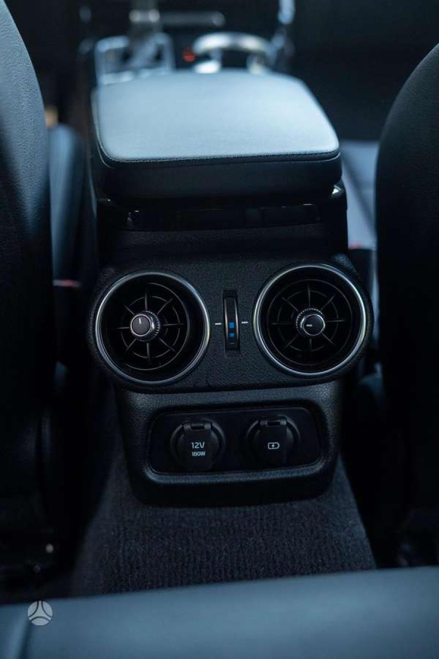 Pelēks Kia Stinger 2022 Viļņa, ar dzinēja tilpumu 2.50 L un nobraukumu 79 tūkst. km par 20000 €, foto 32 vietnē AUTOMOTO.COM.LV