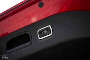 Red Kia Stinger 2017 in Vilnius, with an engine capacity of 2.20 L and mileage of 240 thousand km for 18500 €, photo 10 on AUTOMOTO.COM.LV