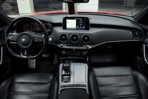 Red Kia Stinger 2017 in Vilnius, with an engine capacity of 2.20 L and mileage of 240 thousand km for 18500 €, photo 14 on AUTOMOTO.COM.LV