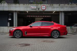 Sarkans Kia Stinger 2017 Viļņa, ar dzinēja tilpumu 2.20 L un nobraukumu 240 tūkst. km par 18250 €, foto 5 vietnē AUTOMOTO.COM.LV