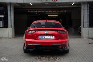 Sarkans Kia Stinger 2017 Viļņa, ar dzinēja tilpumu 2.20 L un nobraukumu 240 tūkst. km par 18250 €, foto 8 vietnē AUTOMOTO.COM.LV
