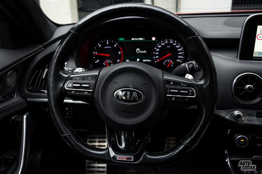 Sarkans Kia Stinger 2017 Viļņa, ar dzinēja tilpumu 2.20 L un nobraukumu 240 tūkst. km par 18250 €, foto 15 vietnē AUTOMOTO.COM.LV