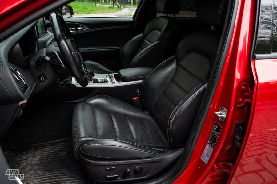 Sarkans Kia Stinger 2017 Viļņa, ar dzinēja tilpumu 2.20 L un nobraukumu 240 tūkst. km par 18250 €, foto 20 vietnē AUTOMOTO.COM.LV