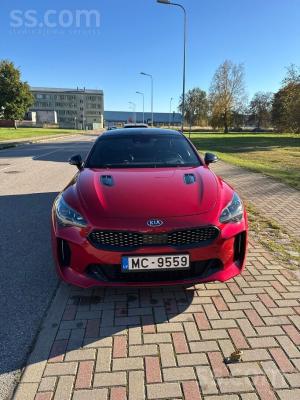 Red Kia Stinger 2018 in Liepaja, with an engine capacity of 2.20 L and mileage of 140 thousand km for 17300 €, photo  on AUTOMOTO.COM.LV