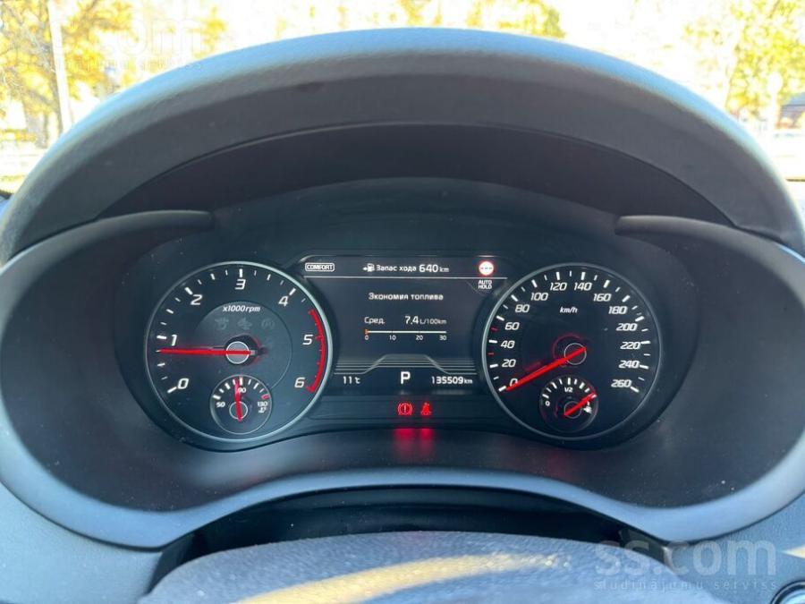 Red Kia Stinger 2018 in Liepaja, with an engine capacity of 2.20 L and mileage of 140 thousand km for 17300 €, photo 9 on AUTOMOTO.COM.LV