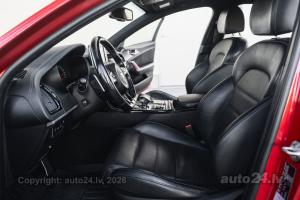 Красный Киа Stinger 2018 в Таллин, объемом двигателя 2.20 л и пробегом 142 тыс. км за 17999 €, фото 16 на AUTOMOTO.COM.LV