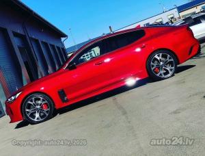 Red Kia Stinger 2020 in Tallinn, with an engine capacity of 3.30 L and mileage of 97 thousand km for 28900 €, photo 3 on AUTOMOTO.COM.LV