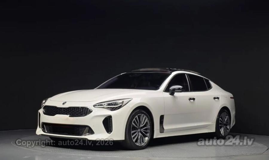 White Kia Stinger 2017 in Tallinn, with an engine capacity of 2.00 L and mileage of 109 thousand km for 25880 €, photo 1 on AUTOMOTO.COM.LV
