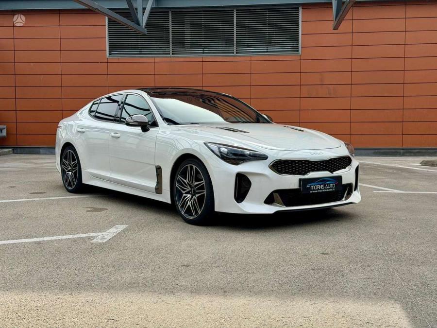 Balts Kia Stinger 2022 Šauļi, ar dzinēja tilpumu 3.34 L un nobraukumu 86 tūkst. km par 20200 €, foto 4 vietnē AUTOMOTO.COM.LV