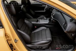 Yellow Kia Stinger 2018 in Tallinn, with an engine capacity of 3.30 L and mileage of 93 thousand km for 24999 €, photo 15 on AUTOMOTO.COM.LV