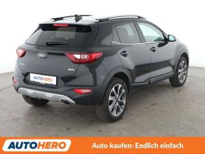 Black Kia Stonic 2019 in Kaunas, with an engine capacity of 1.00 L and mileage of 16 thousand km for 22081 €, photo 6 on AUTOMOTO.COM.LV