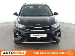 Black Kia Stonic 2019 in Kaunas, with an engine capacity of 1.00 L and mileage of 16 thousand km for 22081 €, photo 9 on AUTOMOTO.COM.LV