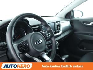Black Kia Stonic 2019 in Kaunas, with an engine capacity of 1.00 L and mileage of 16 thousand km for 22081 €, photo 11 on AUTOMOTO.COM.LV