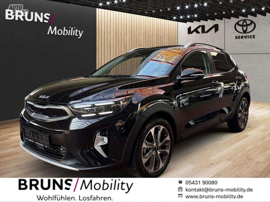 Melns Kia Stonic 2025 Kauņa, ar dzinēja tilpumu 1.00 L un nobraukumu 13 tūkst. km par 23276 €, foto 1 vietnē AUTOMOTO.COM.LV