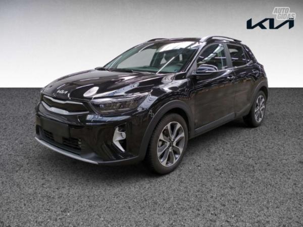 Melns Kia Stonic 2025 Kauņa, ar dzinēja tilpumu 1.00 L un nobraukumu 15 tūkst. km par 24851 €, foto 1 vietnē AUTOMOTO.COM.LV