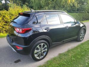 Black Kia Stonic 2024 in Vilkaviskis, with an engine capacity of 1.00 L and mileage of 30 thousand km for 16600 €, photo 4 on AUTOMOTO.COM.LV