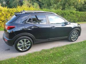 Black Kia Stonic 2024 in Vilkaviskis, with an engine capacity of 1.00 L and mileage of 30 thousand km for 16600 €, photo 6 on AUTOMOTO.COM.LV