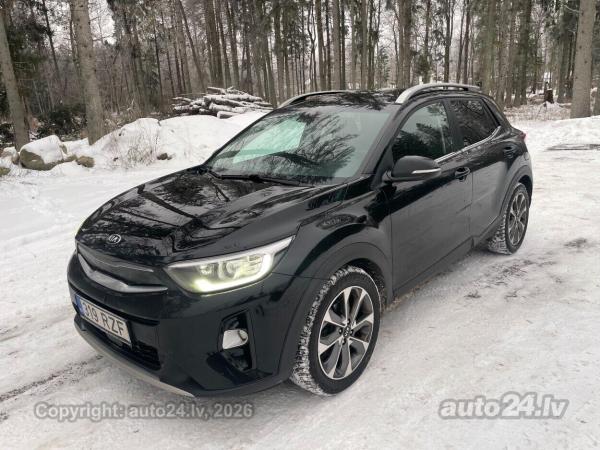 Black Kia Stonic 2020 in Tallinn, with an engine capacity of 1.00 L and mileage of 89 thousand km for 14200 €, photo 1 on AUTOMOTO.COM.LV
