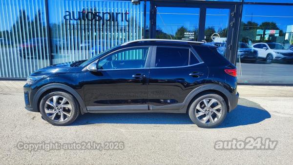 Melns Kia Stonic 2021 Tartu, ar dzinēja tilpumu 1.00 L un nobraukumu 101 tūkst. km par 12990 €, foto 2 vietnē AUTOMOTO.COM.LV