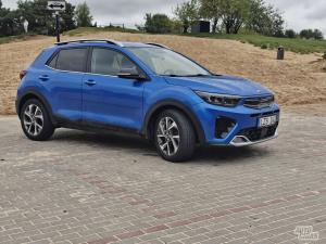 Zils Kia Stonic 2021 Viļņa, ar dzinēja tilpumu 1.00 L un nobraukumu 43 tūkst. km par 16000 €, foto 3 vietnē AUTOMOTO.COM.LV