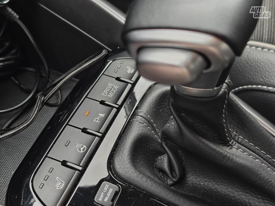 Zils Kia Stonic 2021 Viļņa, ar dzinēja tilpumu 1.00 L un nobraukumu 43 tūkst. km par 16000 €, foto 13 vietnē AUTOMOTO.COM.LV