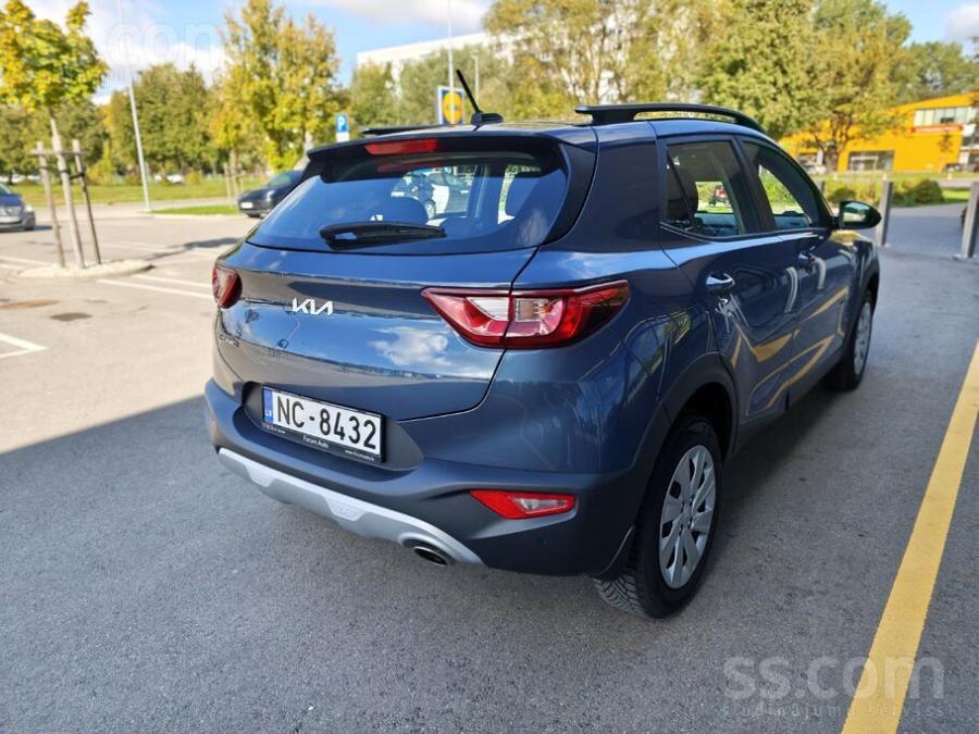 Blue Kia Stonic 2022 in Riga, with an engine capacity of 1.20 L and mileage of 43 thousand km for 13500 €, photo 28 on AUTOMOTO.COM.LV
