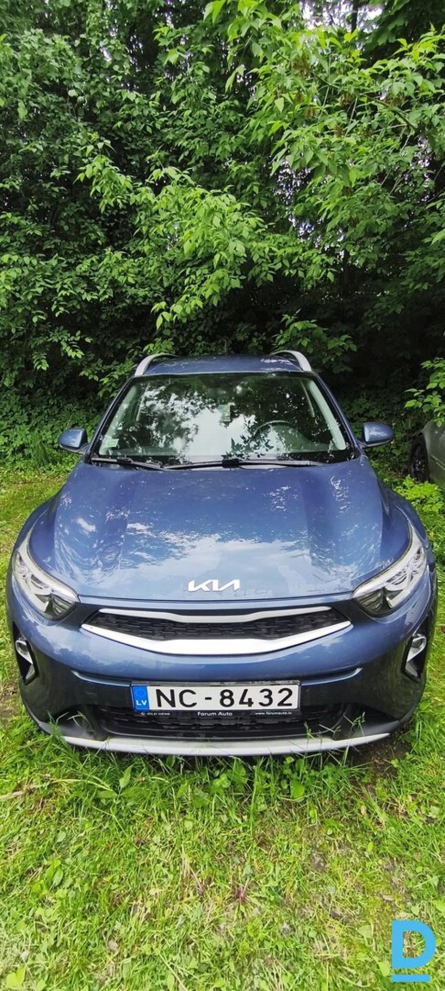 Zils Kia Stonic 2021 Rīga, ar dzinēja tilpumu 1.20 L un nobraukumu 43 tūkst. km par 13000 €, foto 1 vietnē AUTOMOTO.COM.LV