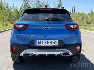 Zils Kia Stonic 2021 Liepāja, ar dzinēja tilpumu 1.00 L un nobraukumu 13 tūkst. km par 17500 €, foto 9 vietnē AUTOMOTO.COM.LV