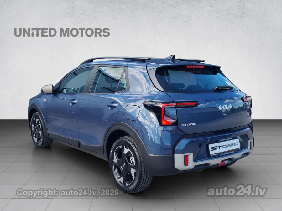 Zils Kia Stonic 2026 Jehvi, ar dzinēja tilpumu 1.00 L un nobraukumu 0 tūkst. km par 20690 €, foto 4 vietnē AUTOMOTO.COM.LV