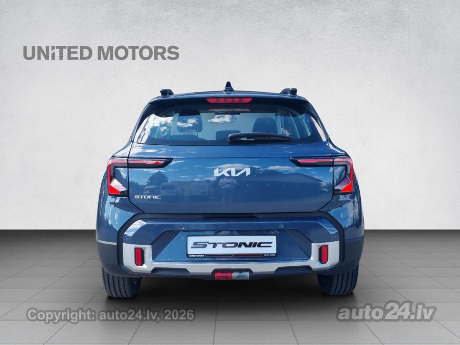 Zils Kia Stonic 2026 Jehvi, ar dzinēja tilpumu 1.00 L un nobraukumu 0 tūkst. km par 20690 €, foto 13 vietnē AUTOMOTO.COM.LV