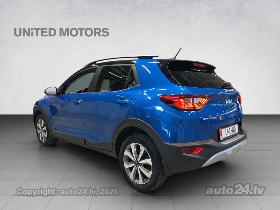 Blue Kia Stonic 2023 in Tallinn, with an engine capacity of 1.00 L and mileage of 77 thousand km for 15500 €, photo 5 on AUTOMOTO.COM.LV