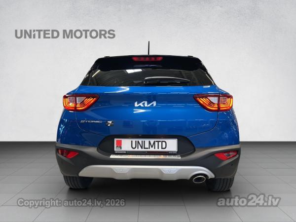 Zils Kia Stonic 2023 Tallina, ar dzinēja tilpumu 1.00 L un nobraukumu 77 tūkst. km par 15500 €, foto 5 vietnē AUTOMOTO.COM.LV