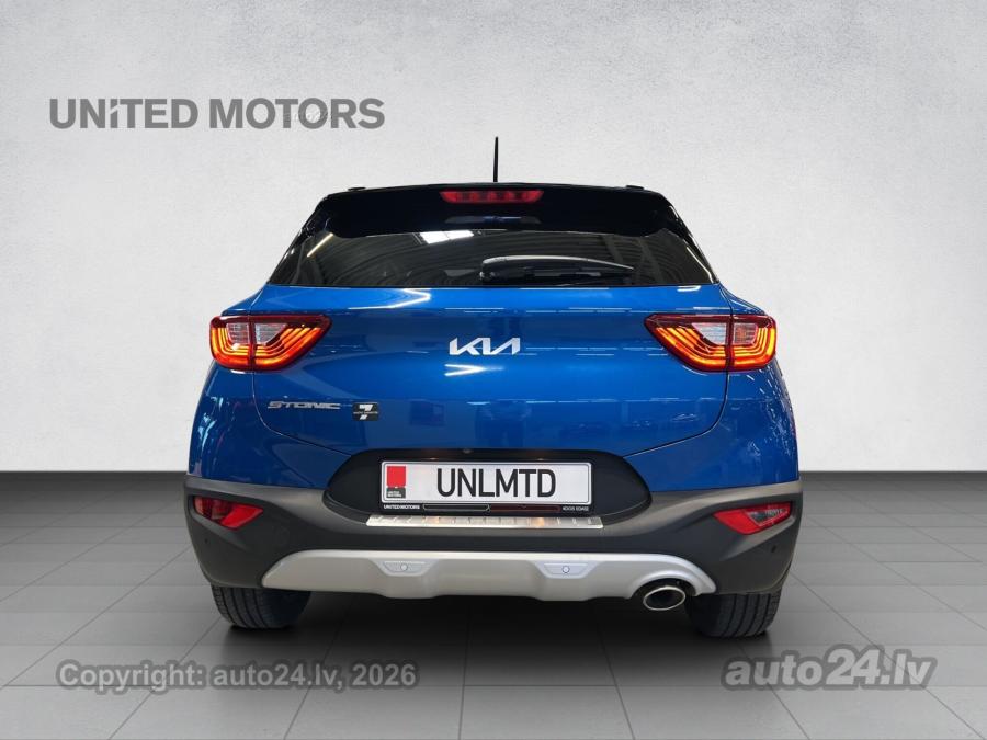Blue Kia Stonic 2023 in Tallinn, with an engine capacity of 1.00 L and mileage of 77 thousand km for 15500 €, photo 6 on AUTOMOTO.COM.LV