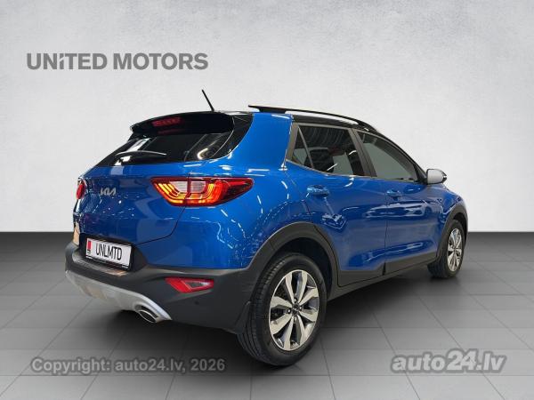 Zils Kia Stonic 2023 Tallina, ar dzinēja tilpumu 1.00 L un nobraukumu 77 tūkst. km par 15500 €, foto 6 vietnē AUTOMOTO.COM.LV