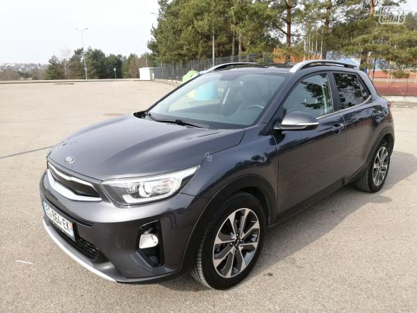 Kia Stonic 2017 in Utena, with an engine capacity of 1.60 L and mileage of 235 thousand km for 8700 €, photo 1 on AUTOMOTO.COM.LV