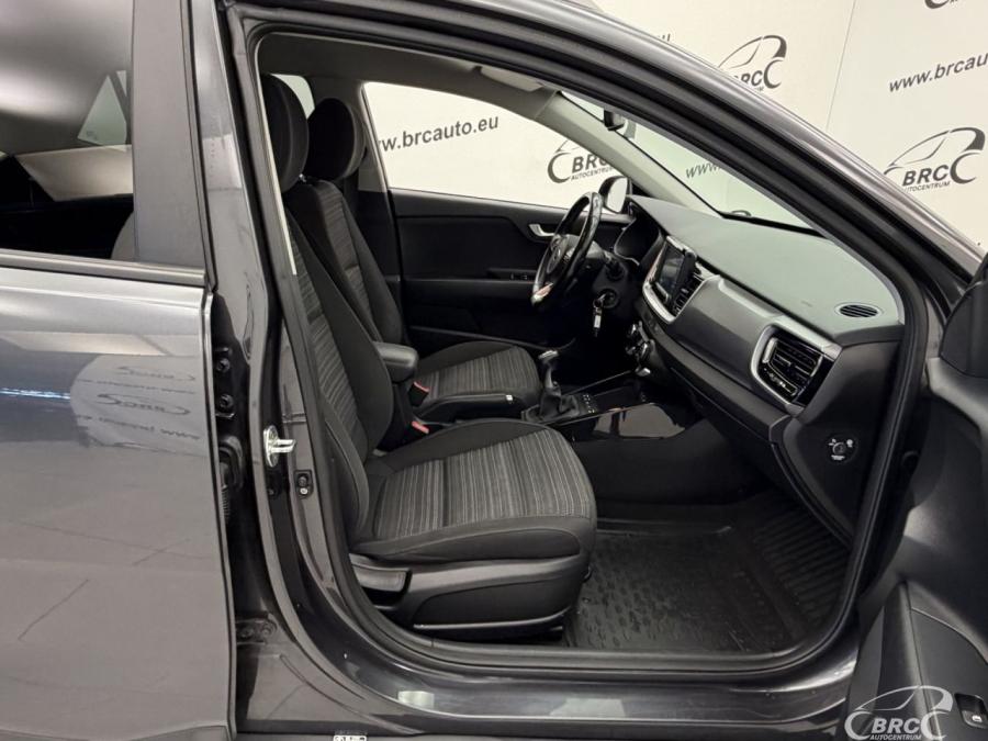 Kia Stonic 2019 in Vilnius, with an engine capacity of 1.37 L and mileage of 117 thousand km for 9400 €, photo 5 on AUTOMOTO.COM.LV