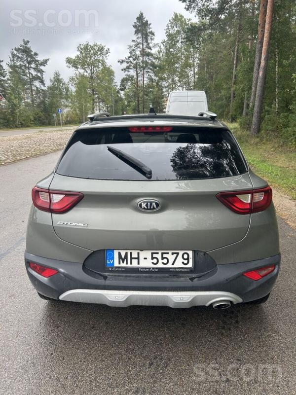 Zaļš Kia Stonic 2019 Rīga, ar dzinēja tilpumu 1.40 L un nobraukumu 60 tūkst. km par 13000 €, foto 5 vietnē AUTOMOTO.COM.LV