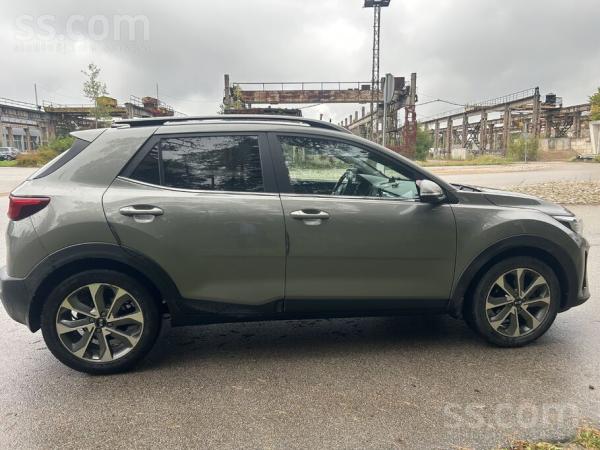 Zaļš Kia Stonic 2019 Rīga, ar dzinēja tilpumu 1.40 L un nobraukumu 60 tūkst. km par 13000 €, foto 1 vietnē AUTOMOTO.COM.LV