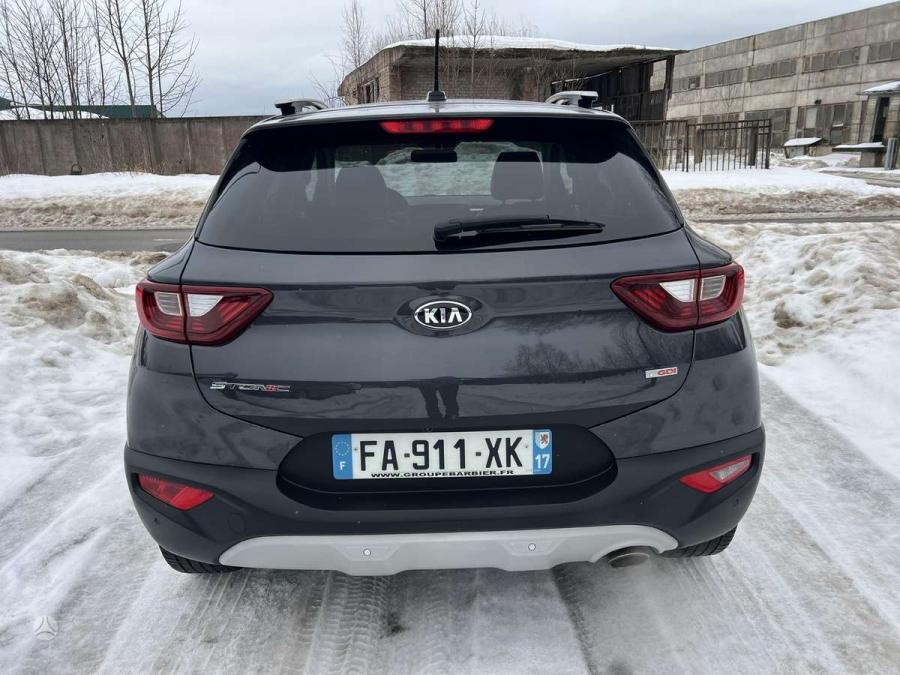 Pelēks Kia Stonic 2018 Tauragė, ar dzinēja tilpumu 1.00 L un nobraukumu 153 tūkst. km par 6550 €, foto 5 vietnē AUTOMOTO.COM.LV
