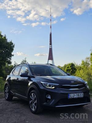 Pelēks Kia Stonic 2018 Rīga, ar dzinēja tilpumu 1.40 L un nobraukumu 120 tūkst. km par 9500 €, foto 3 vietnē AUTOMOTO.COM.LV